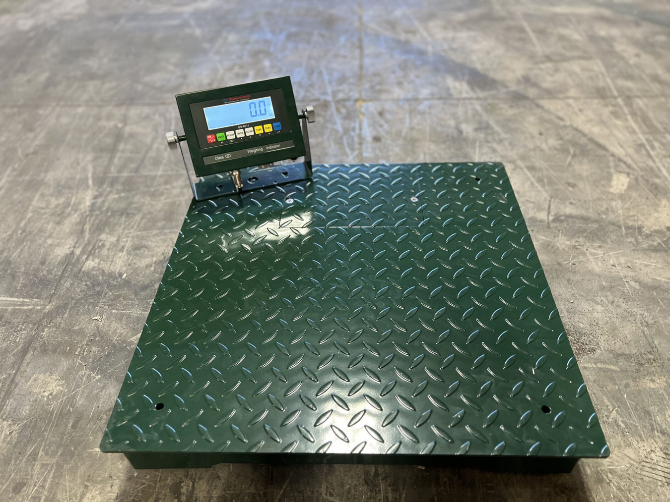 CRYO-ALERT - FLOOR SCALE - Weight Indicator and Stack Light – Semen ...